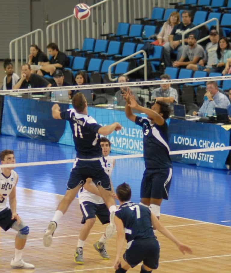 How to Set a Volleyball: A Beginner’s Guide – Better At Volleyball